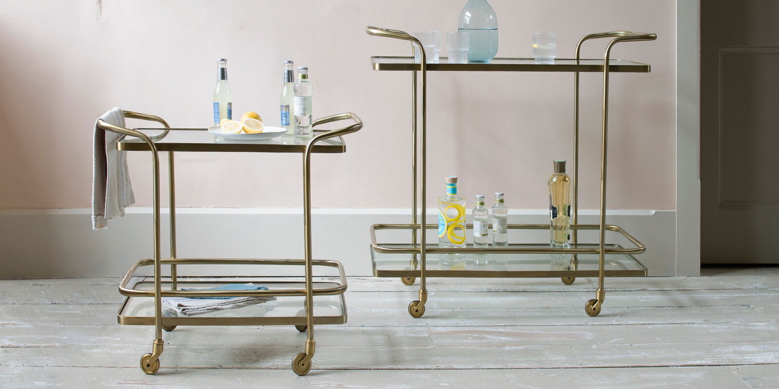 Drinks cabinets & trolleys