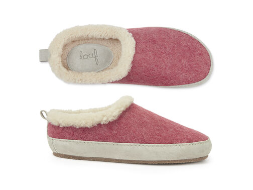 Snuggins Snugback | Ultimate Snug Slipper | Loaf